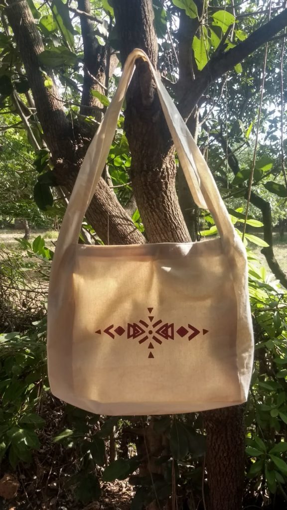 Sling Bag – Print, Zip – Paalaguttapalle Bags